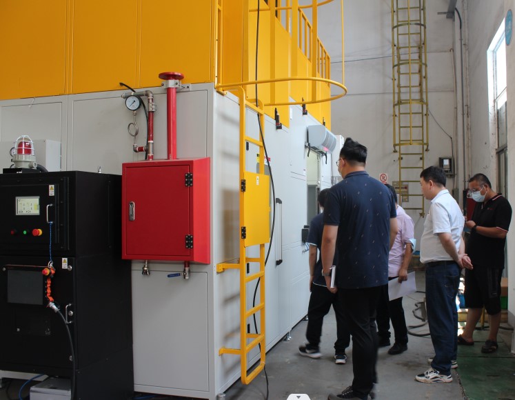 [ Glue spraying machine acceptance ] Wuxi rubber shock absorption ...