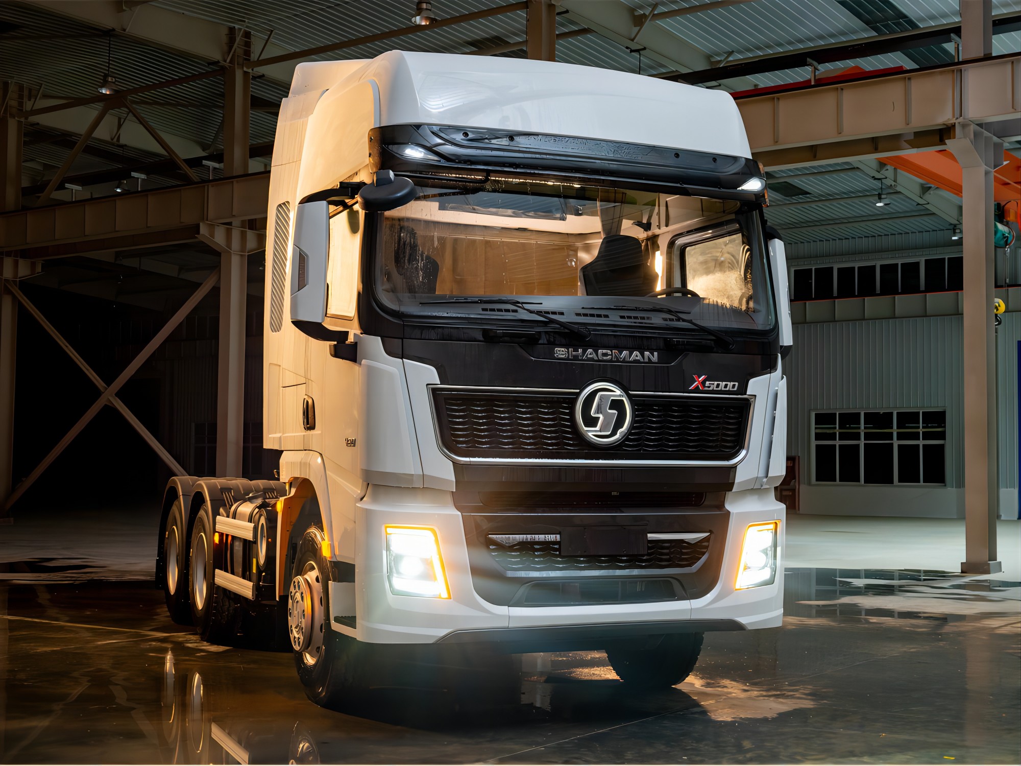 SHACMAN X5000 series: Luxury and power in one complete package--