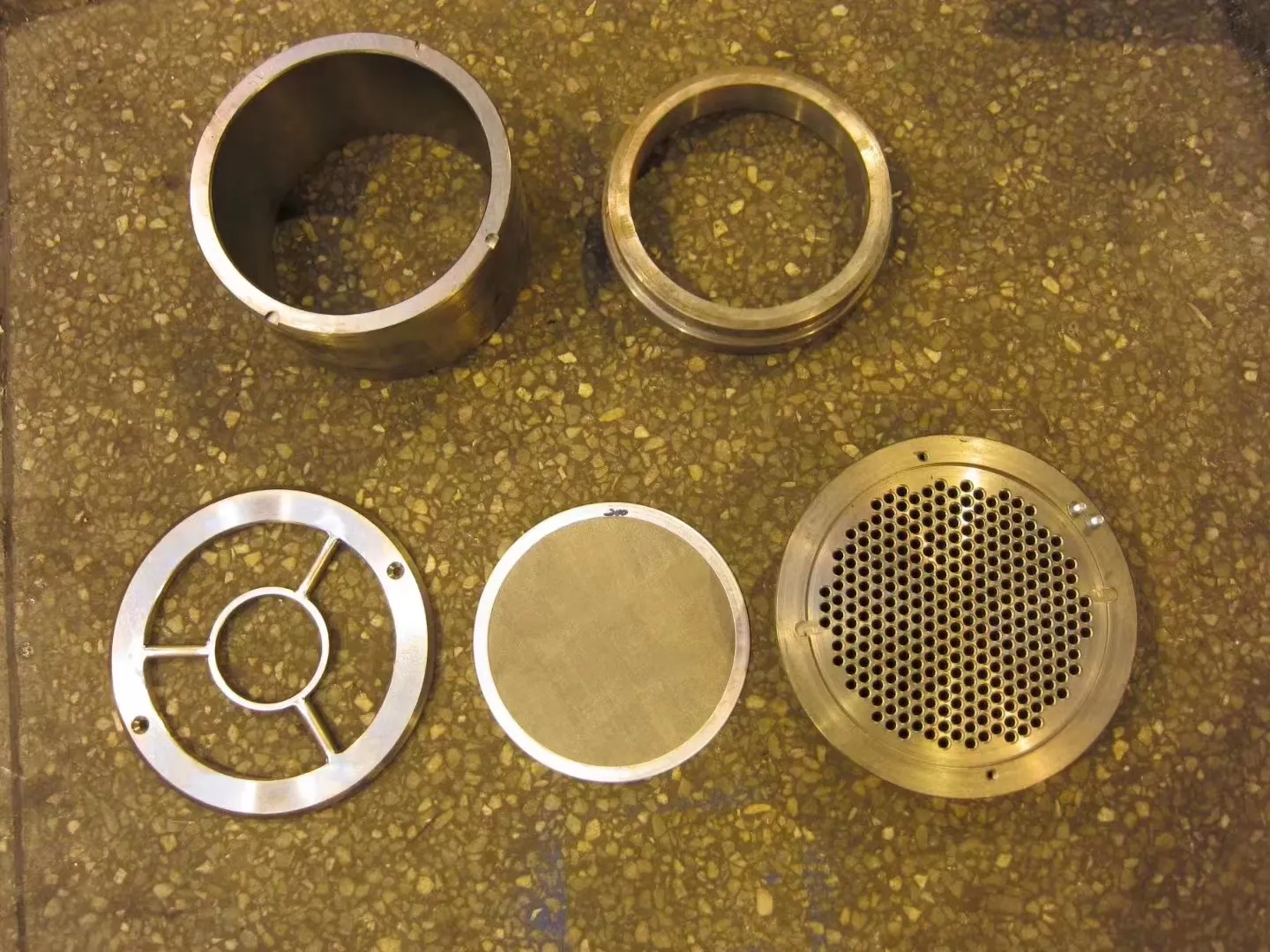 Rubber Strainer - High-Quality Rubber Strainer for Efficient Filtration
