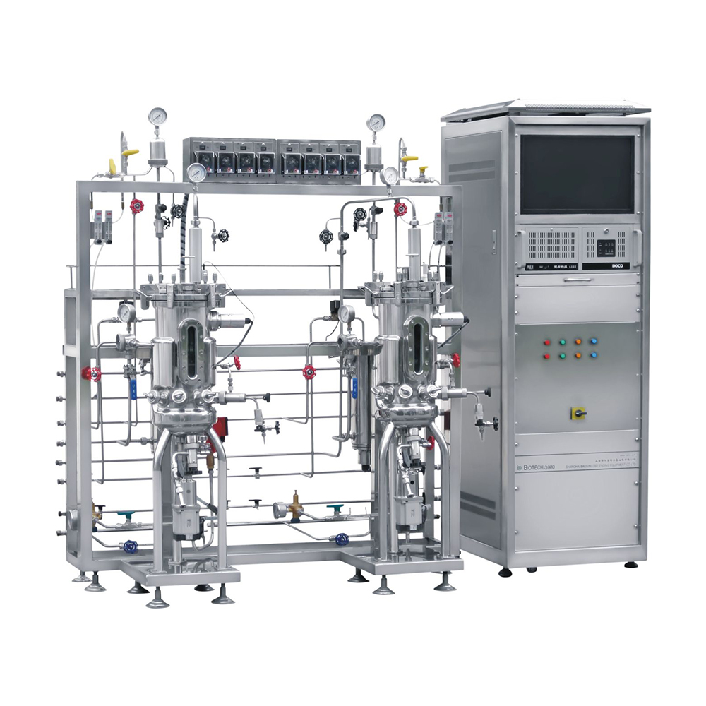 Dos fermentadores|biorreactores unidos-{marca}