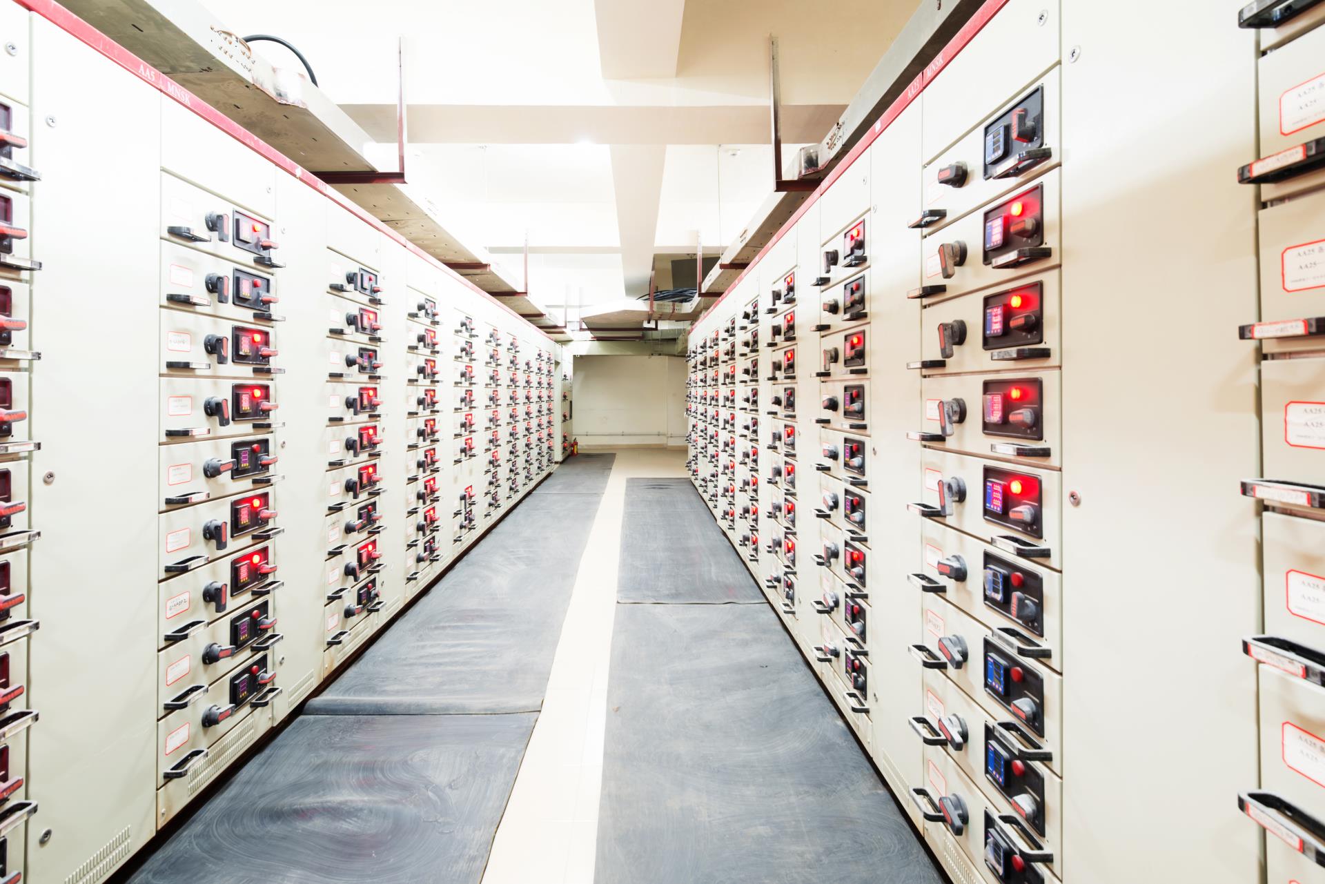 Wireless Busbar Temperature Monitoring System