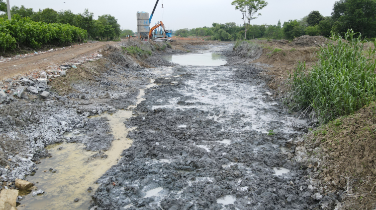 After being treated by the soil stabilization system, the originally ...