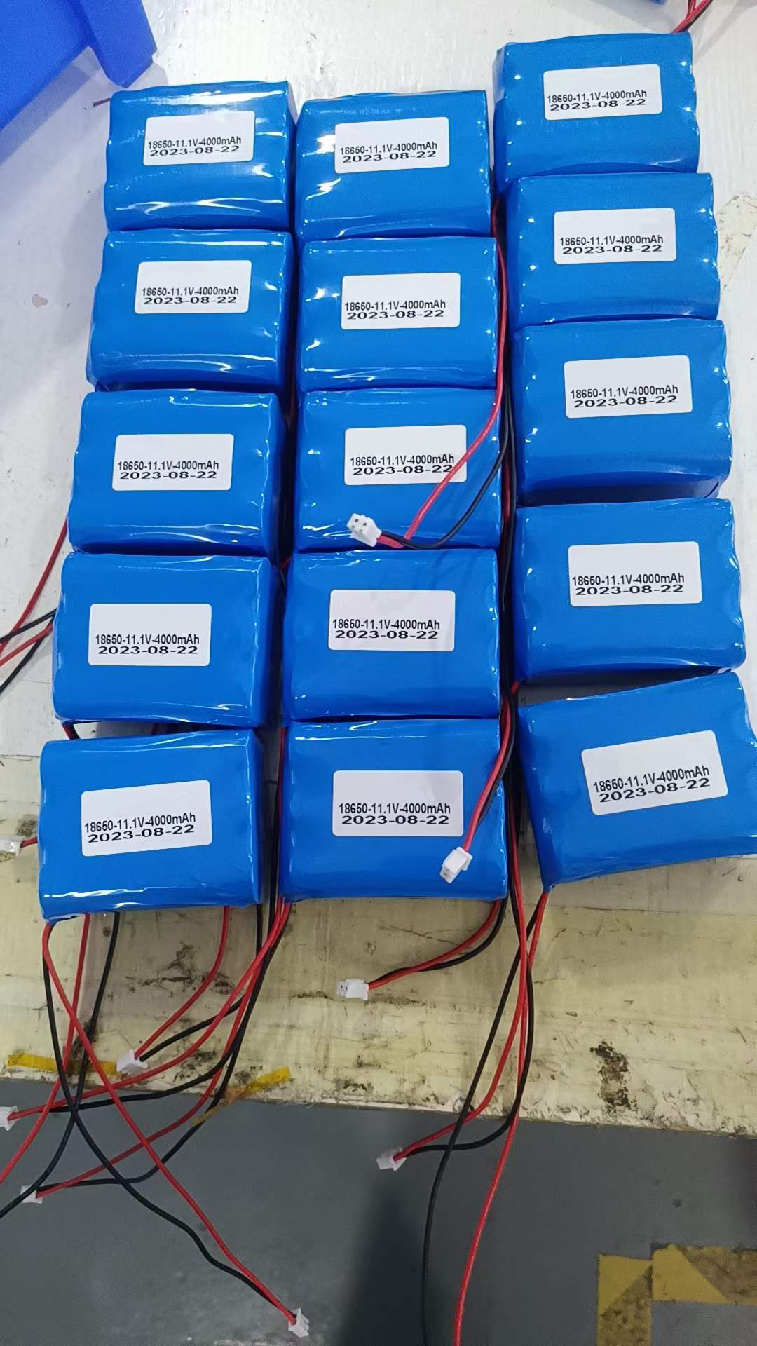 What is a custom lithium-ion battery pack?-SAFD WORWORF