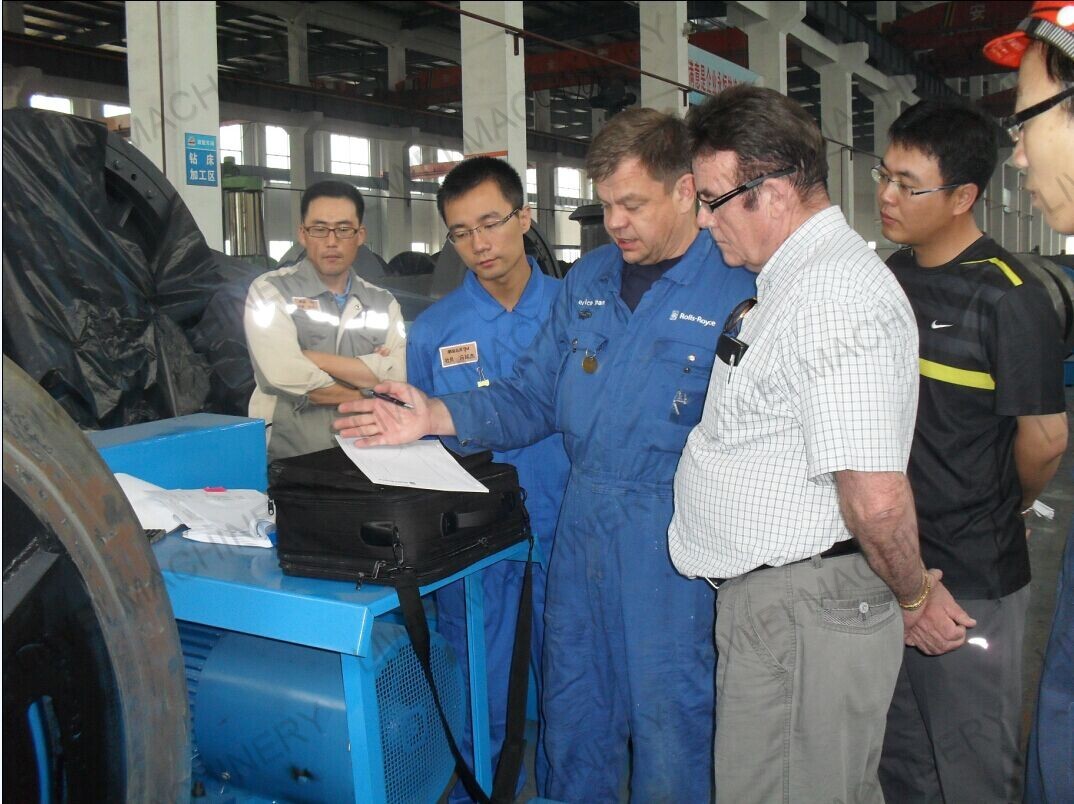 Rolls-Royce Engineers In Liwei Workshop-Liwei Machinery