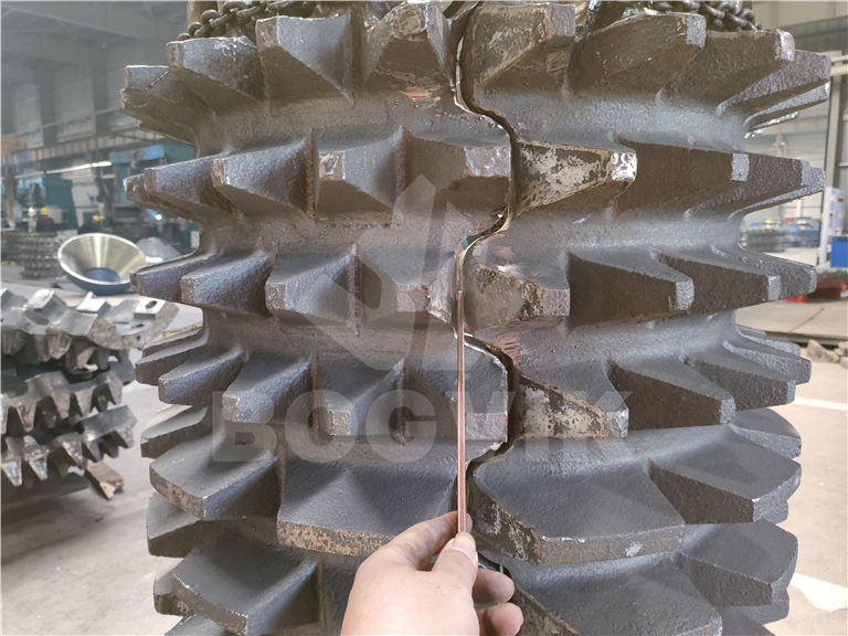 Roll Crusher Segment Pre-shipment assembly inspection-Bogvik Wear Material