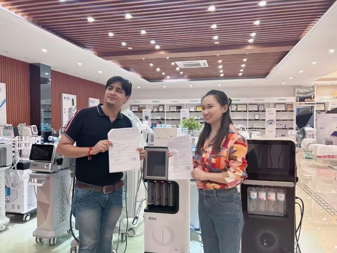 Exclusive Agents-NEWFACE