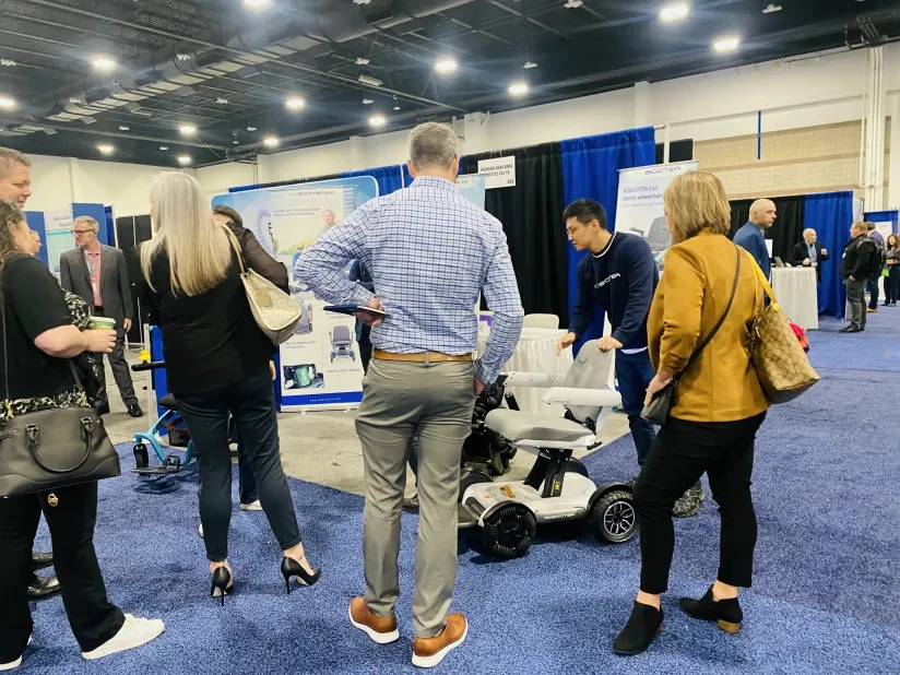 ROBOOTER presents its new wheelchair E60 at the AHCA/NCAL EXPO 1.Origin ...