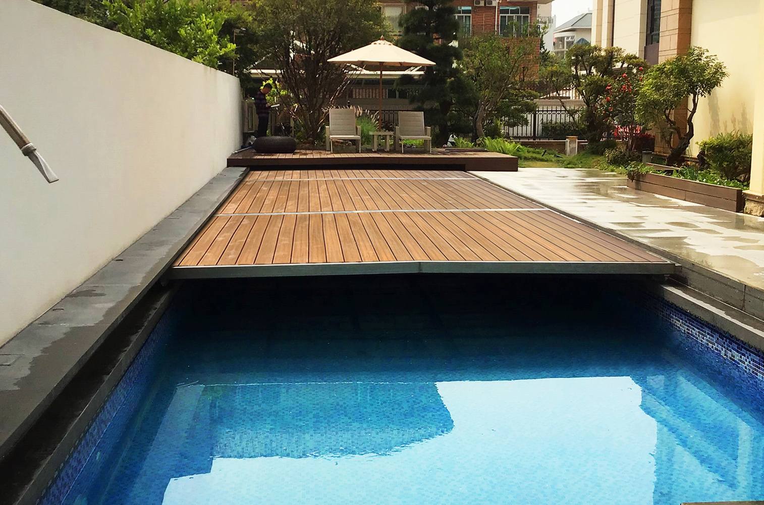 2022 June Los Angeles USA Stack up pool decks cover project-Bree Pool Cover