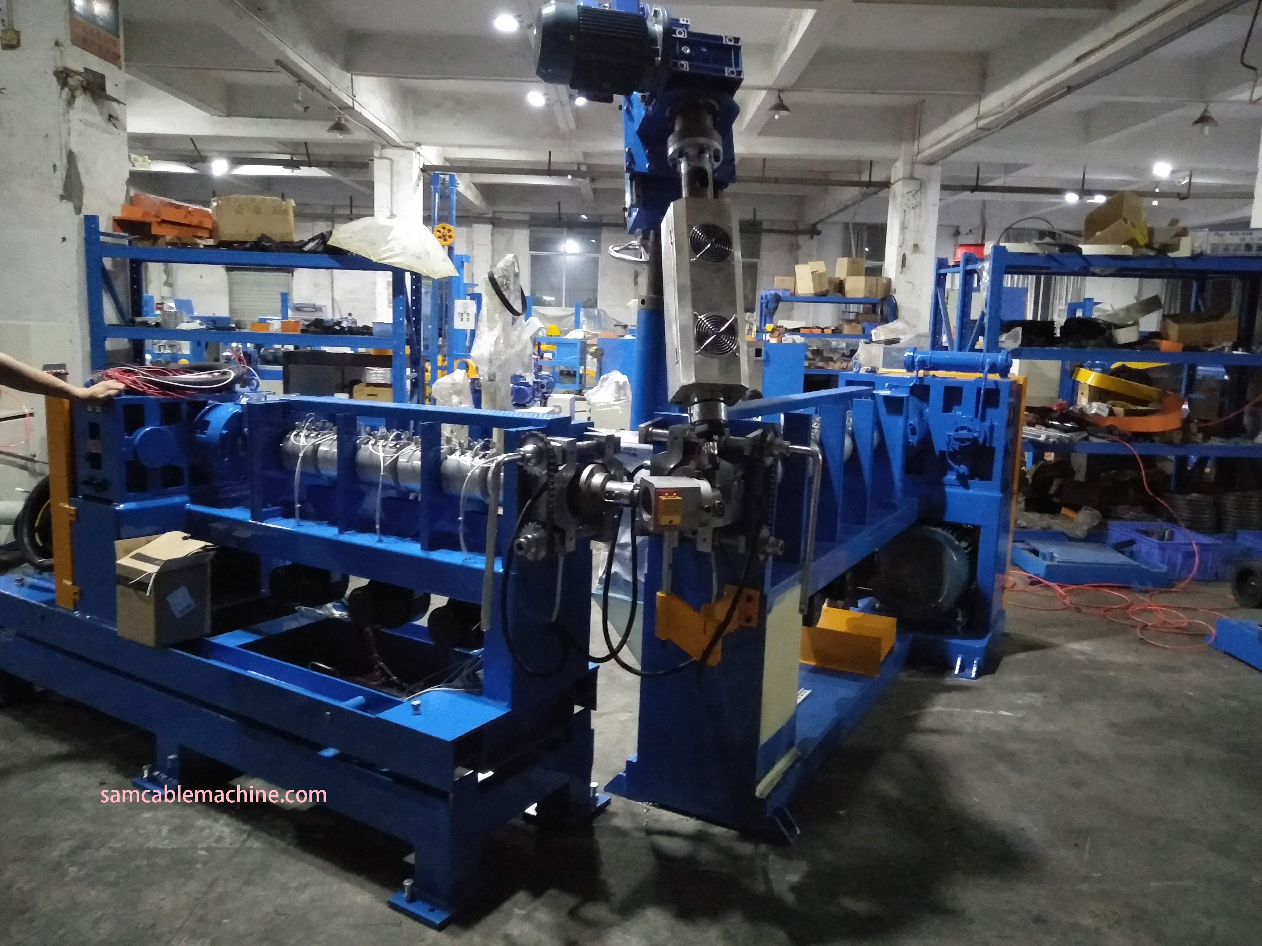Triple Layers Chemical Foaming Co-extrusion Line