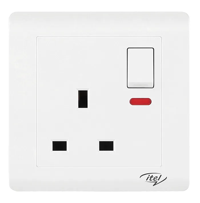 UK Type Socket-itel