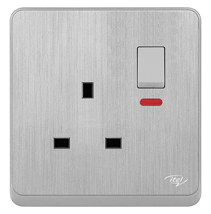 UK Type Socket-itel