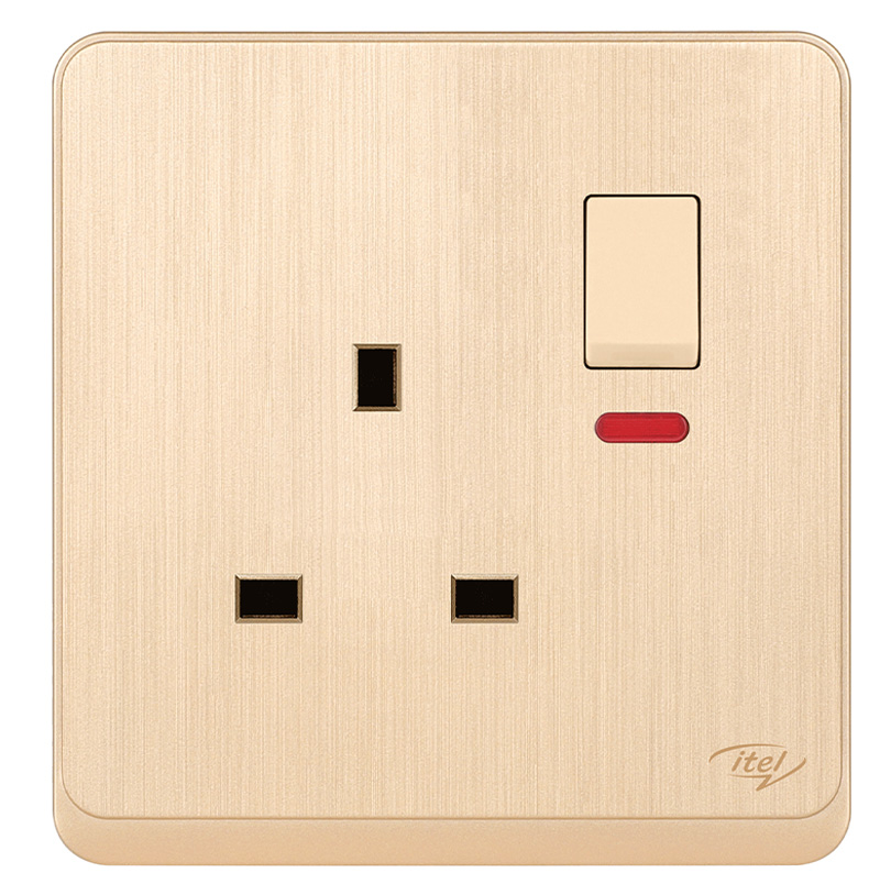 UK Type Socket-itel