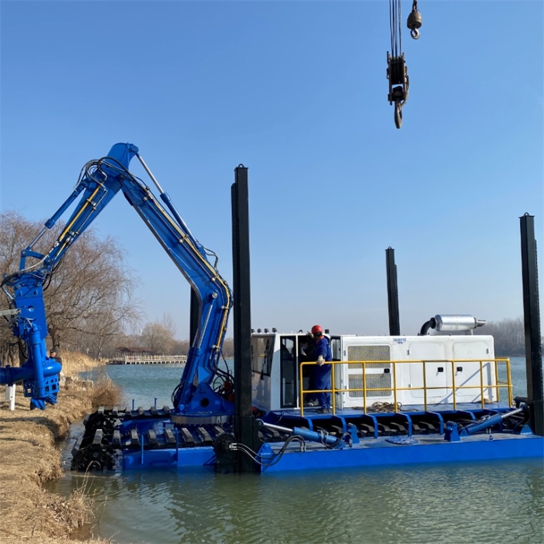 JLAME450 Amphibious Dredger With Crawler: Features, Applications and More
