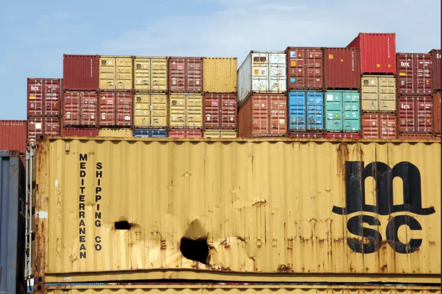 What causes damage to shipping containers during transportation? 01 ...