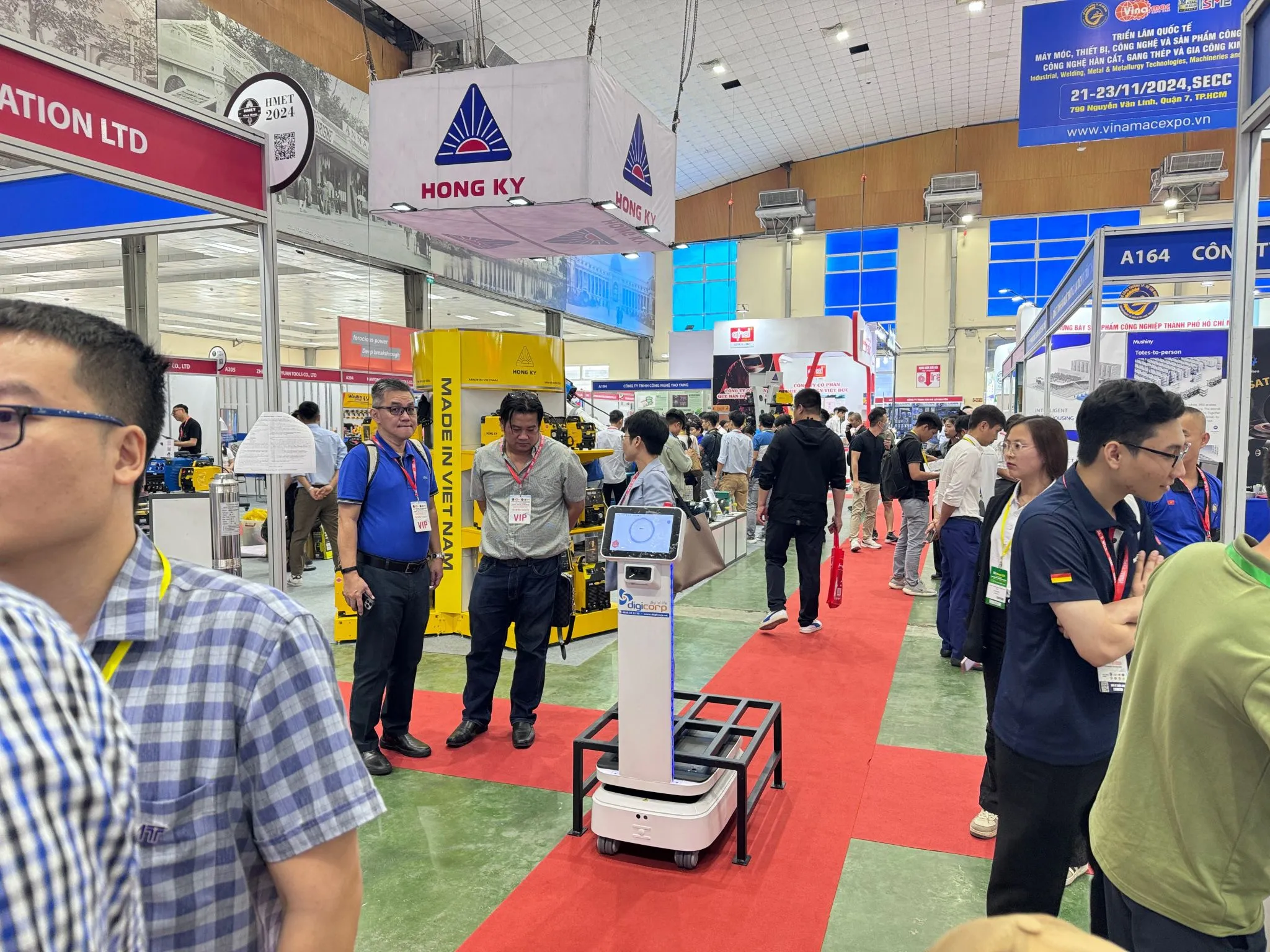 AutoXing Unveils Cutting-edge Solutions at Vietnam's Power and Energy ...