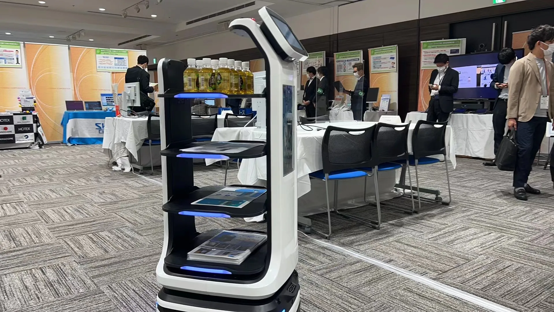 Mars Smart Delivery Robots Debut at Exhibition in Hiroshima, Japan ...
