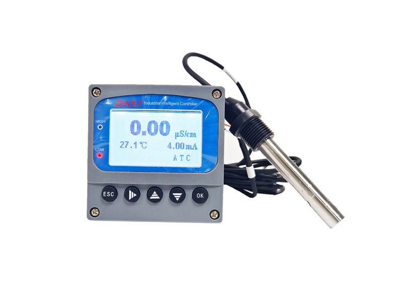 How to test conductivity of water?