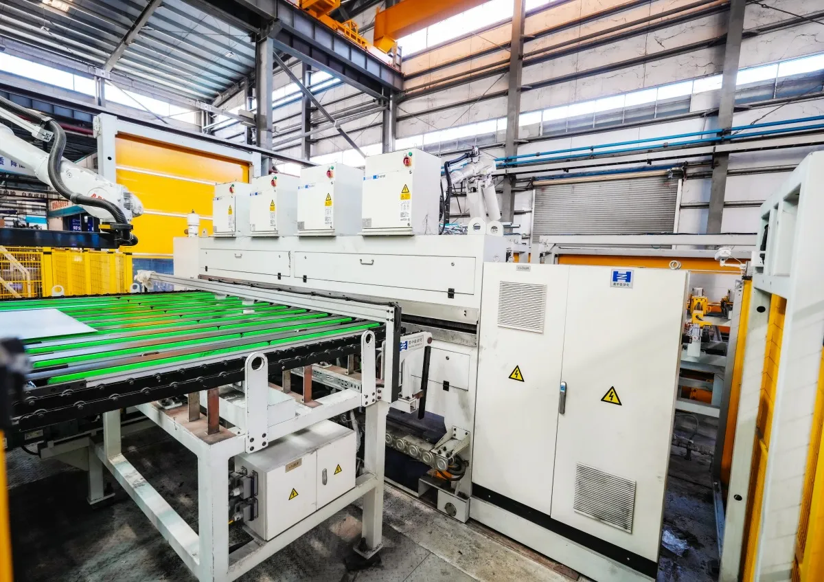 Automotive Stamping Automation,Hotforming automation,Industrial Robots ...