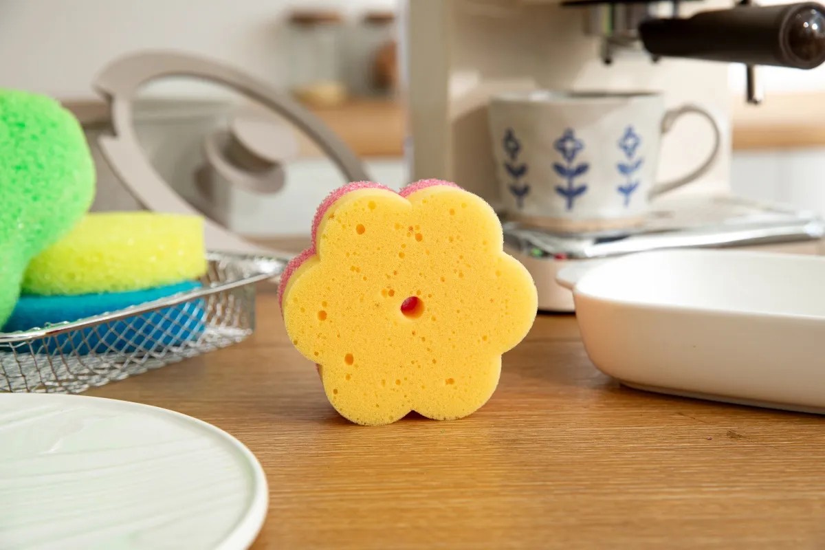 What Are the Advantages of Temperature-Sensitive Scrub Sponge-FoamTech ...
